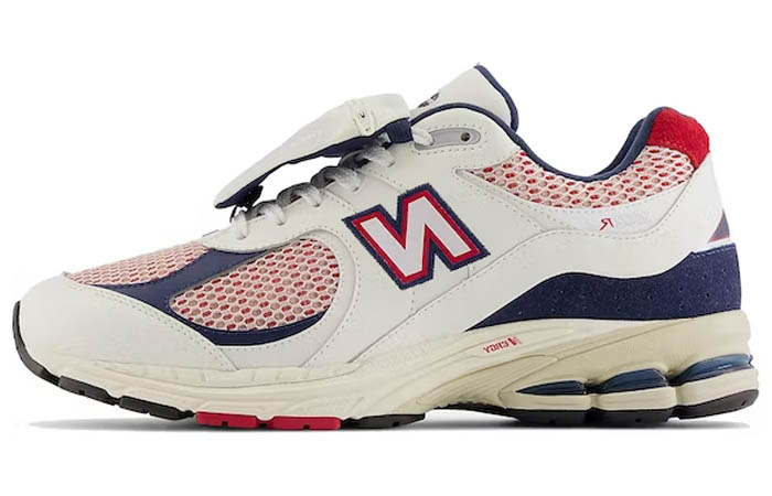 New Balance 2002R Team Red Navy Pouch | DROPJUST.COM